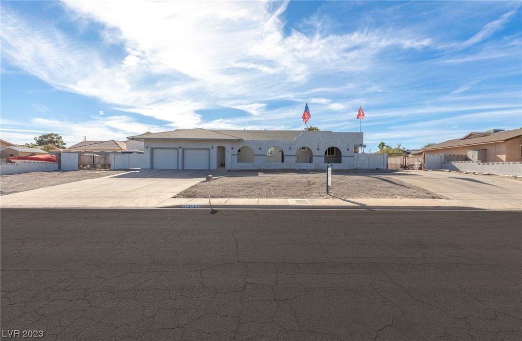 371 E Kimberly Dr, Henderson, NV 89015 | MLS# 2542109 | Trulia