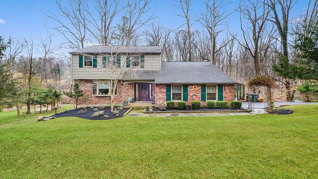 17 Rohiwee Rd, Ivyland, PA 18974 - See Est. Value, Schools & More