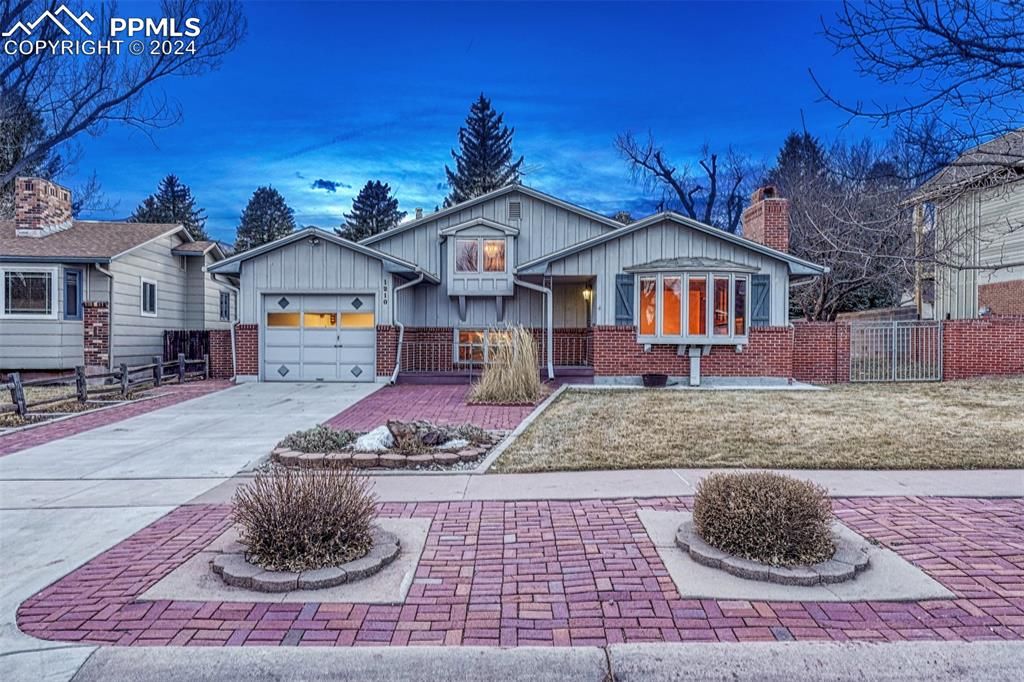 1210 Pike Dr, Colorado Springs, CO 80904 - See Est. Value, Schools & More