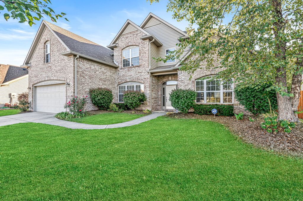 1487 Cherry Blossom Ct, Greenwood, IN 46143 - See Est. Value, Schools ...