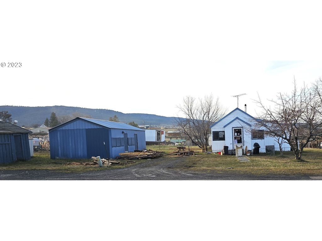 450 Highway 395 N, Long Creek, OR 97856 | MLS# 23604237 | Trulia