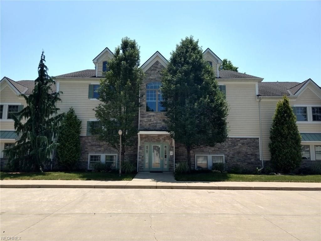 5537 Beavercrest Dr #104, Lorain, OH 44053 - See Est. Value, Schools & More