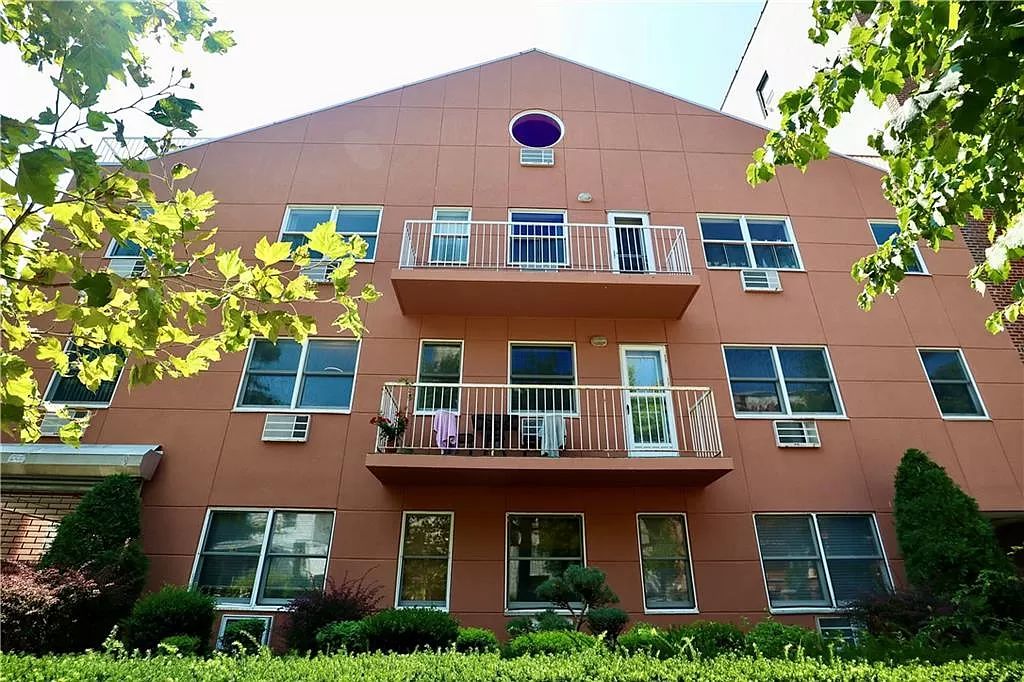 428 Ovington Ave #3A, Brooklyn, NY 11209 | Trulia