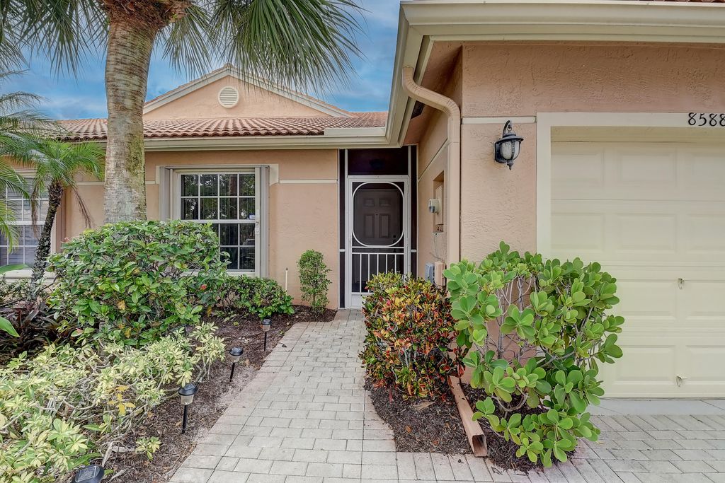8588 Logia Circle, Boynton Beach, FL 33472 - See Est. Value, Schools & More