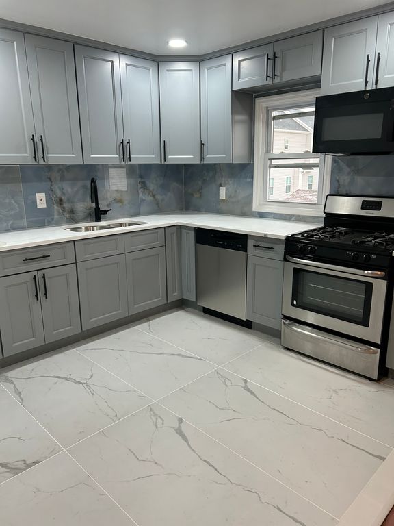 134 Bernard St #2, Carteret, NJ 07008 - See Est. Value, Schools & More