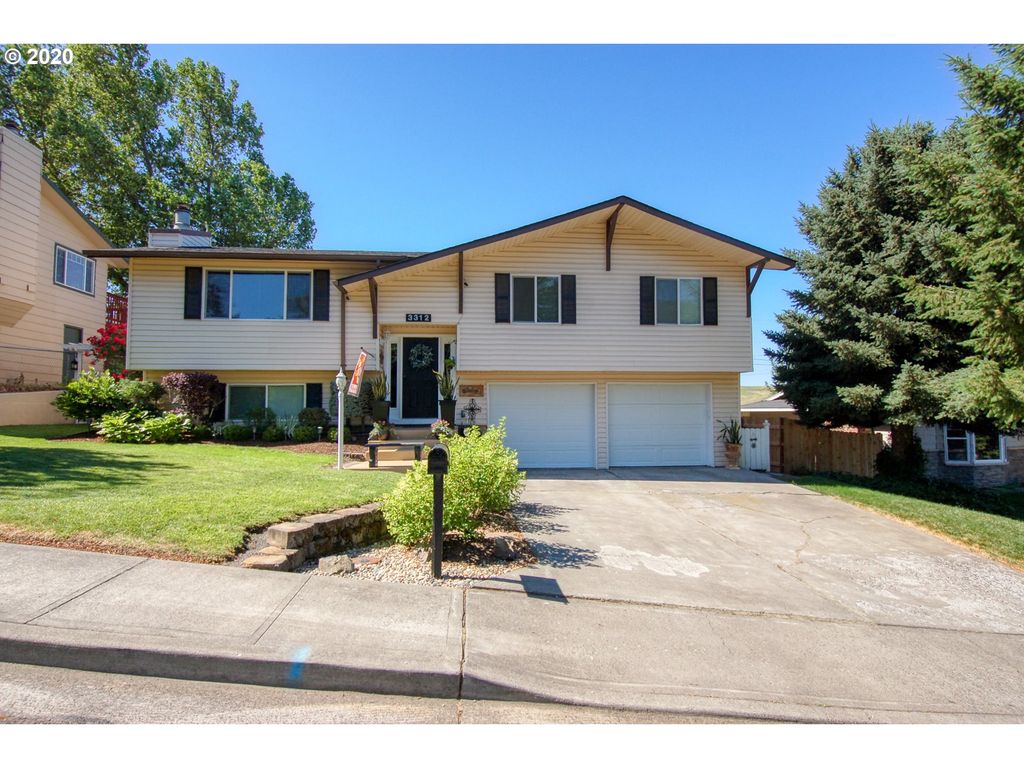 3312 SW Ladow Ave, Pendleton, OR 97801 - See Est. Value, Schools & More
