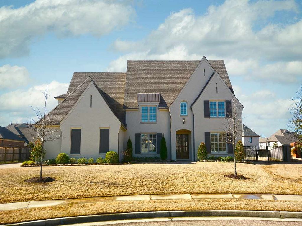 675 Totty Cv #318, Collierville, TN 38017 - See Est. Value, Schools & More