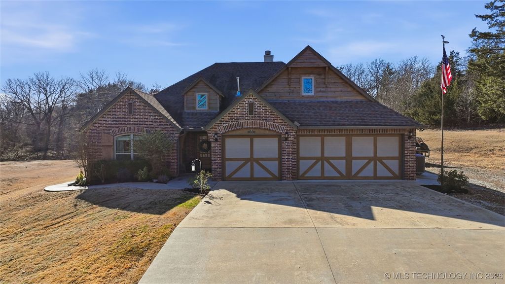 1724 Crestview Dr, Cleveland, OK 74020 | MLS# 2600106 | Trulia