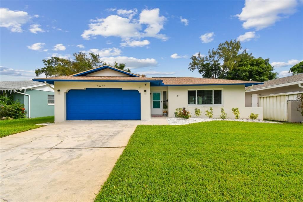 5631 Venetian Blvd NE, Saint Petersburg, FL 33703 | MLS# T3488817 | Trulia