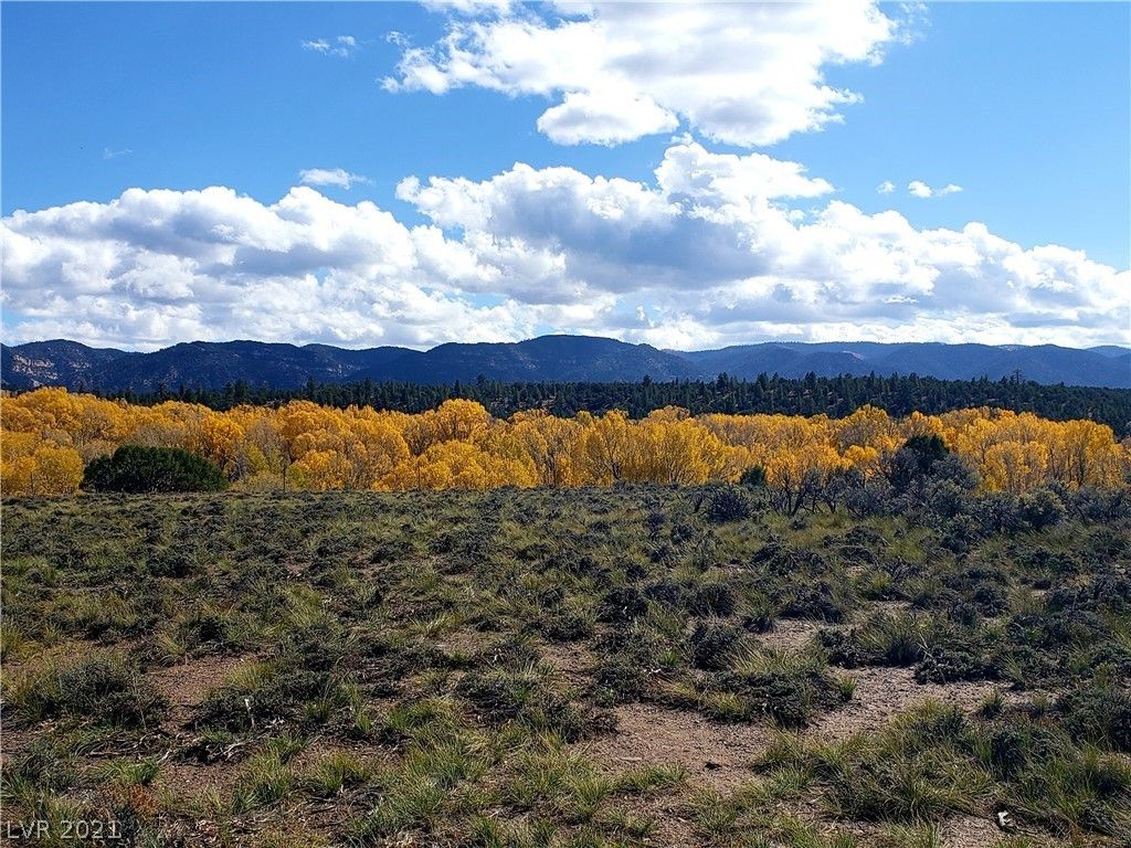 184 W Bryce Gate Cir, Hatch, UT 84735 - See Est. Value, Schools & More