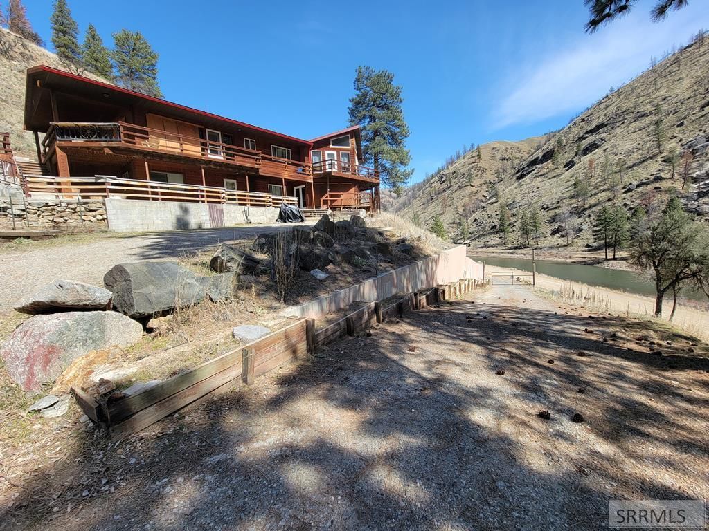 1935 Salmon River Rd, Shoup, ID 83469 | MLS# 2175638 | Trulia