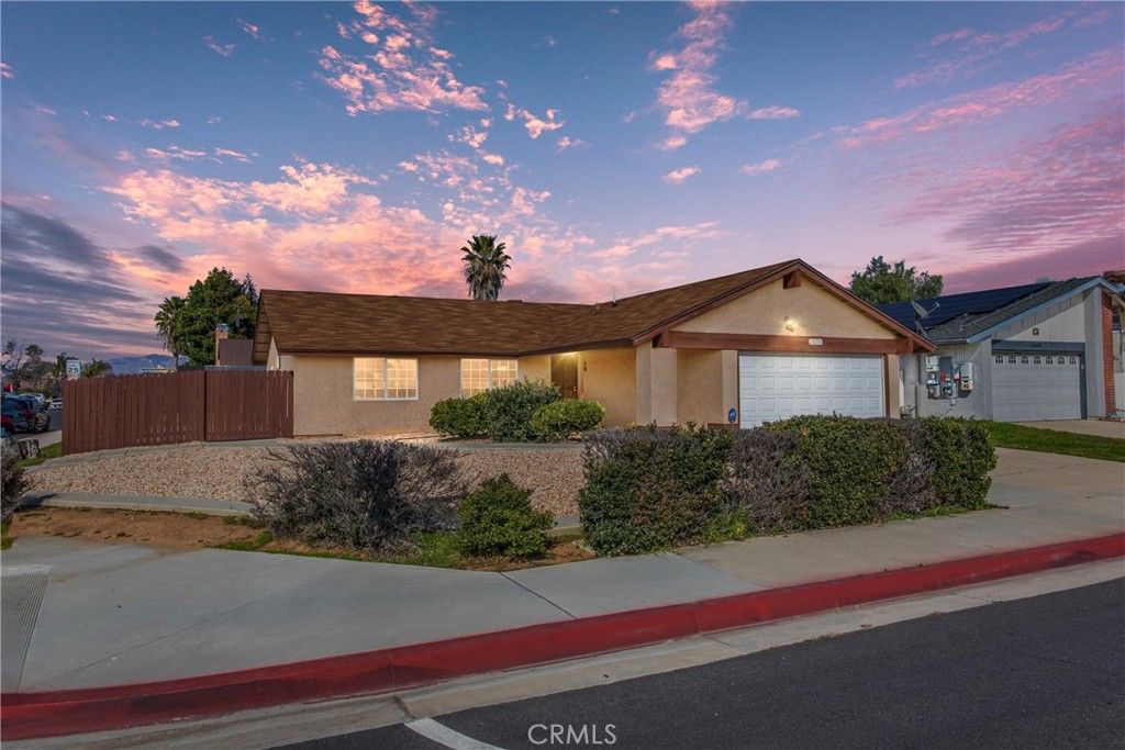 23290 Dracaea Ave, Moreno Valley, CA 92553 - See Est. Value, Schools & More