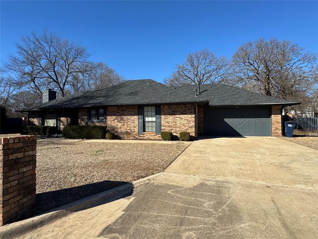 2449 Whispering Oak Dr, Seminole, OK 74868 | MLS# 1209917 - Trulia | Trulia