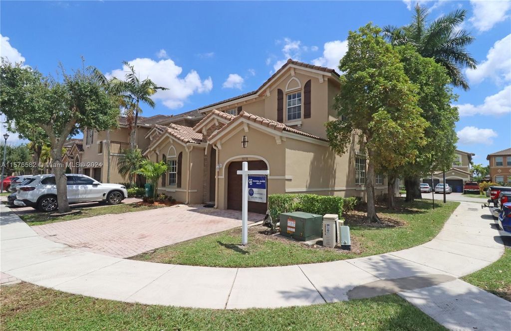 15336 SW 9th Way, Miami, FL 33194 - See Est. Value, Schools & More