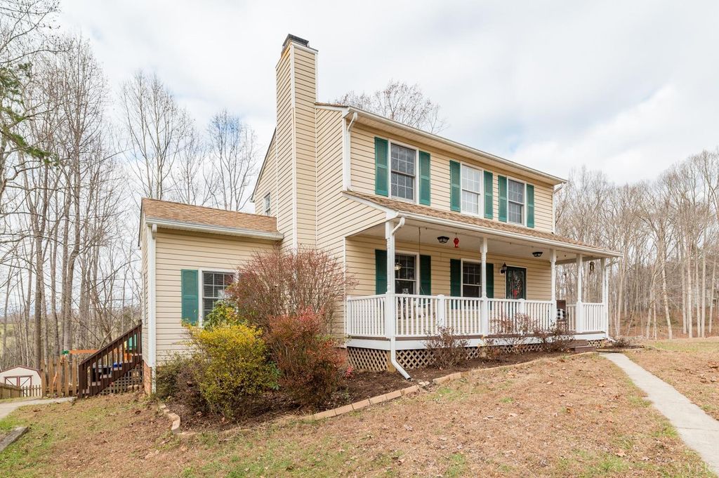 203 Fox Creek Dr, Goode, VA 24556 - See Est. Value, Schools & More