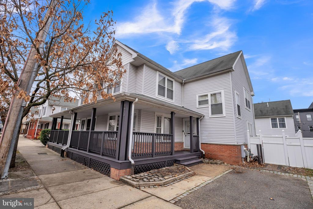 1613 N Franklin St, Philadelphia, PA 19122 - See Est. Value, Schools & More