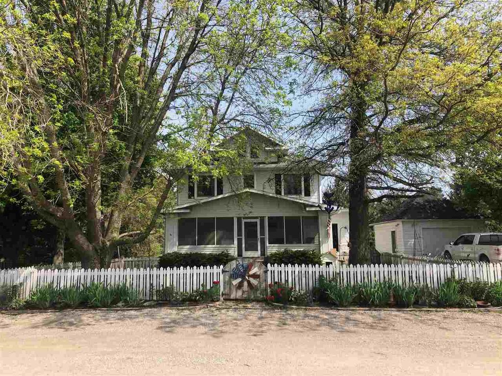 3650 Half Moon Ave SW, Tiffin, IA 52340 | Trulia