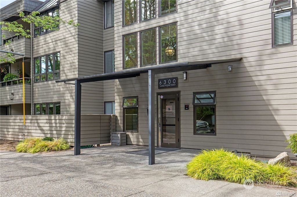 6300 Sand Point Way NE #204, Seattle, WA 98115 - See Est. Value ...