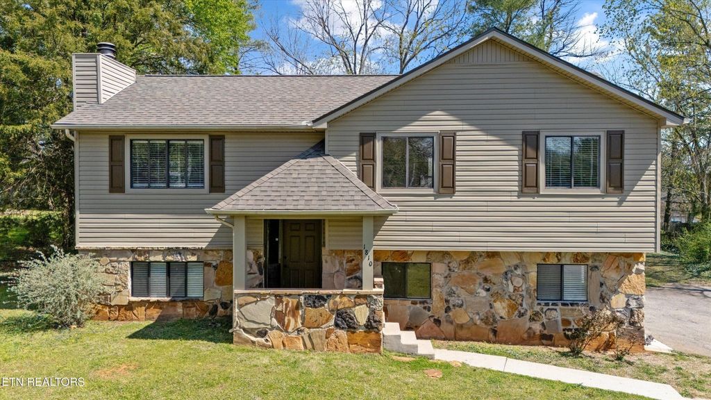 1810 Sedgewick Dr #11, Knoxville, TN 37922 - See Est. Value, Schools & More