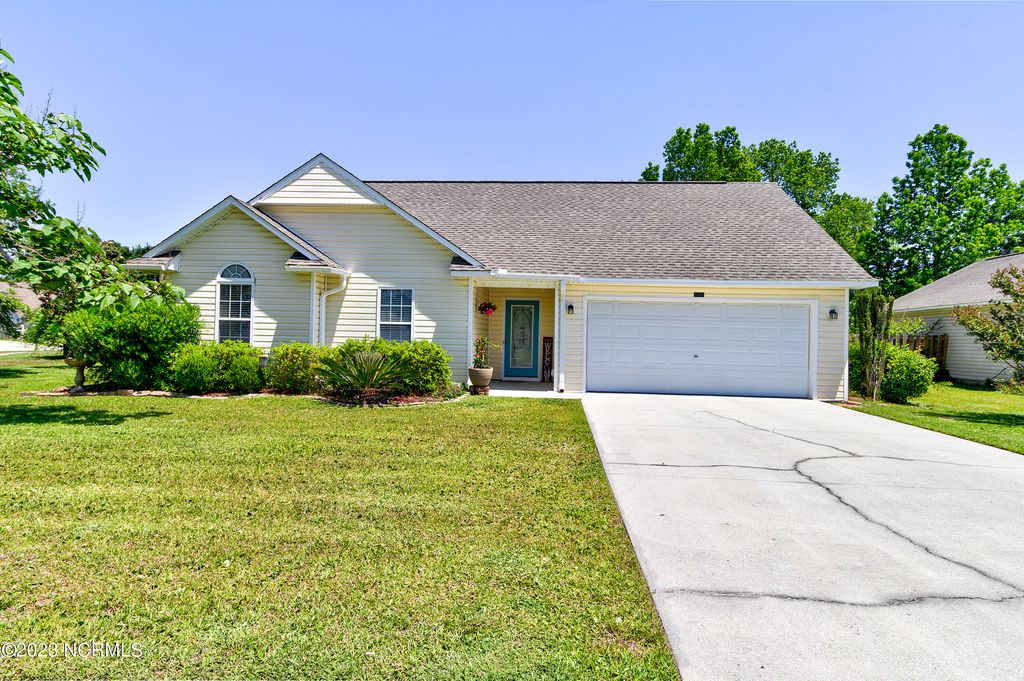 1500 Everett Springs Drive, Navassa, NC 28451 - See Est. Value, Schools ...