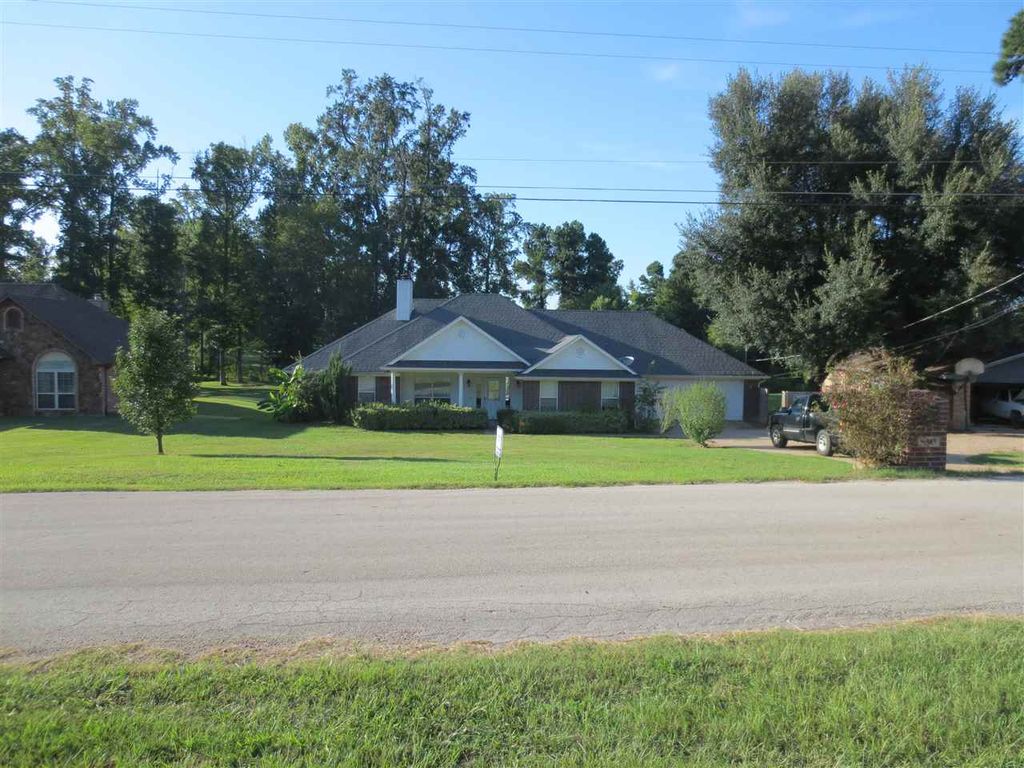 16651 Par Rd, Gladewater, TX 75647 - See Est. Value, Schools & More