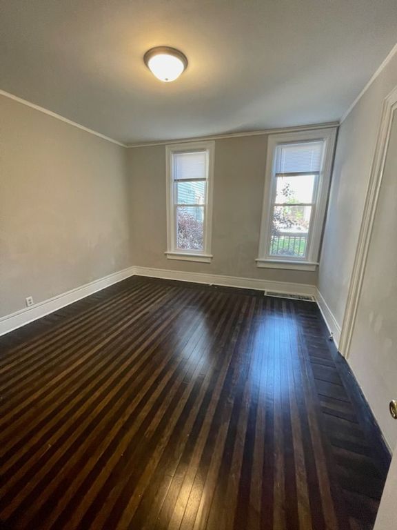 1422 W Kilbourn Ave #943, Milwaukee, WI 53233 - See Est. Value, Schools ...