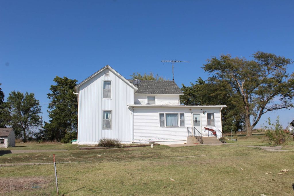 2620 Union Rd, Clyde, KS 66938 - See Est. Value, Schools & More