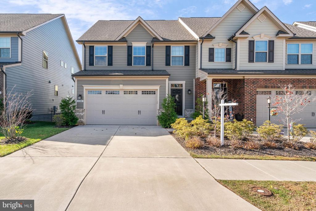 2248 Red Pine Loop, Dumfries, VA 22026 - See Est. Value, Schools & More