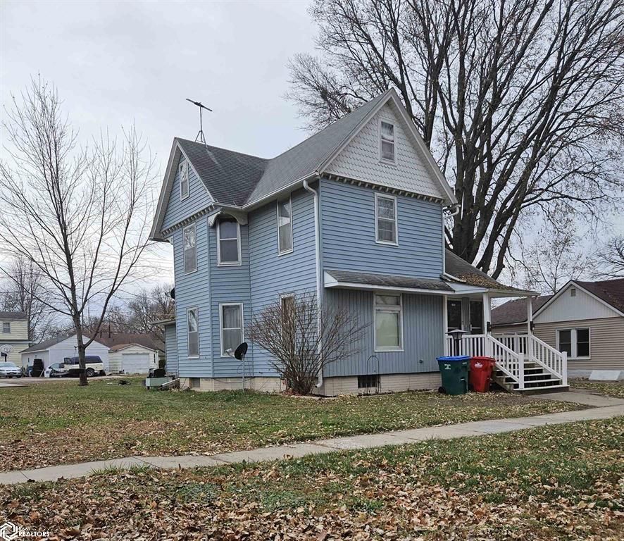 1104 1st St, Webster City, IA 50595 - See Est. Value, Schools & More