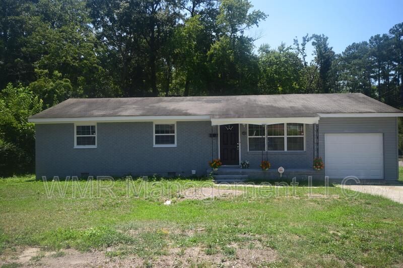 1455 Bridger St, Fayetteville, NC 28301 | Trulia