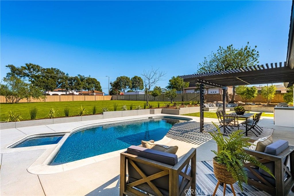 6052 Candle Light Ln, Yorba Linda, CA 92886 - See Est. Value, Schools ...