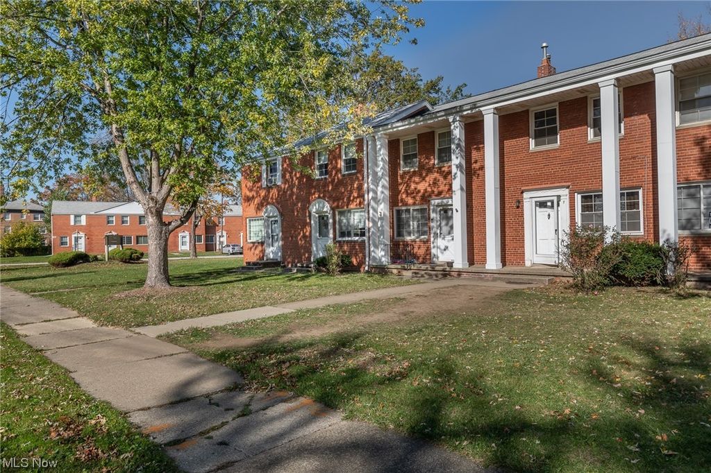 22651 Fox Ave #D-21, Euclid, OH 44123 - See Est. Value, Schools & More