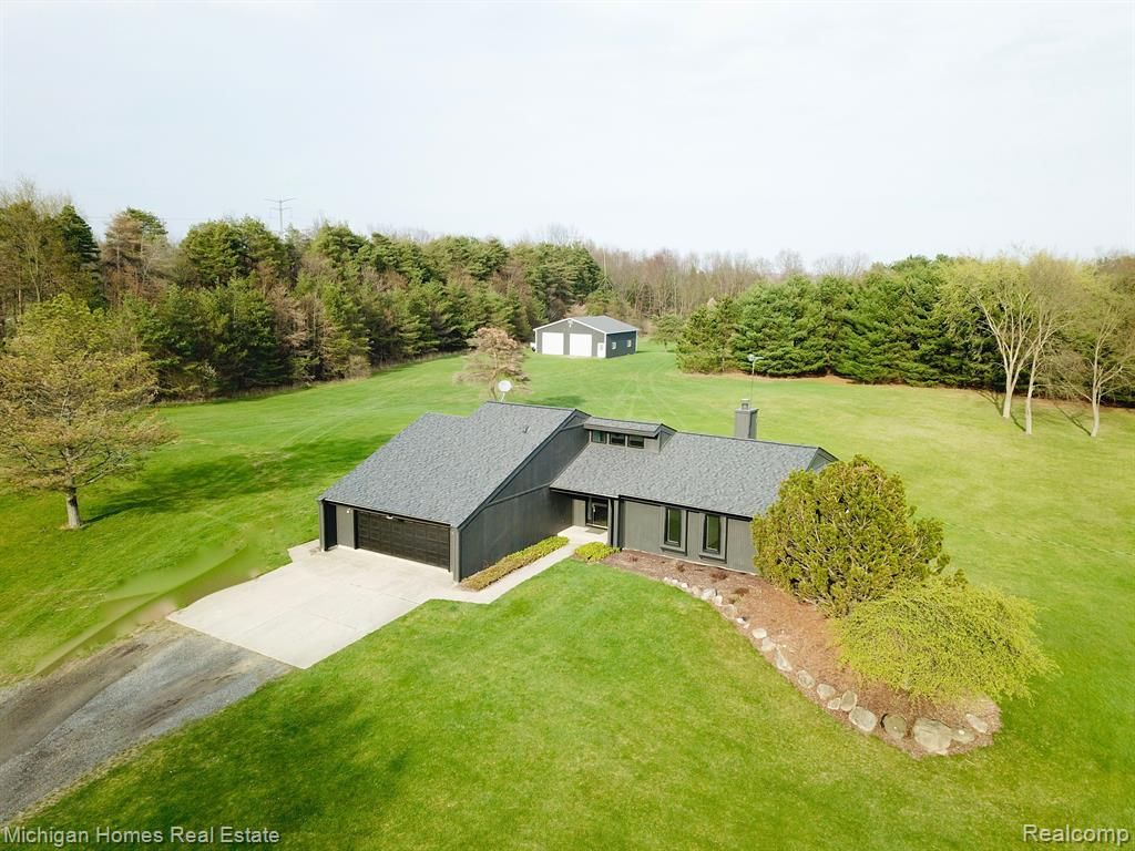 10938 Terrace Rd, Holly, MI 48442 | Trulia