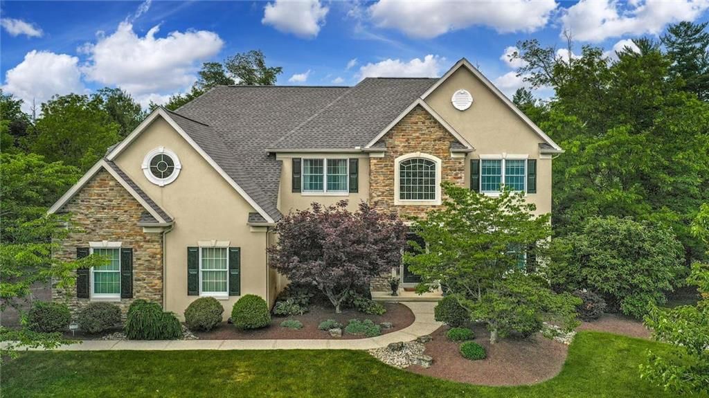 5170 Devon Ct, Center Valley, PA 18034 - See Est. Value, Schools & More