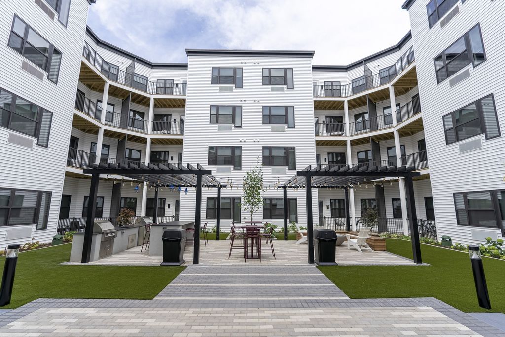 107 N 7th St #4252640, Allentown, PA 18101 - See Est. Value, Schools & More