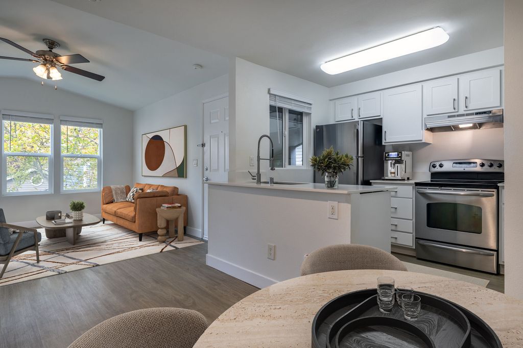 4250 W Lake Sammamish Pkwy NE #3033, Redmond, WA 98052 - See Est. Value ...