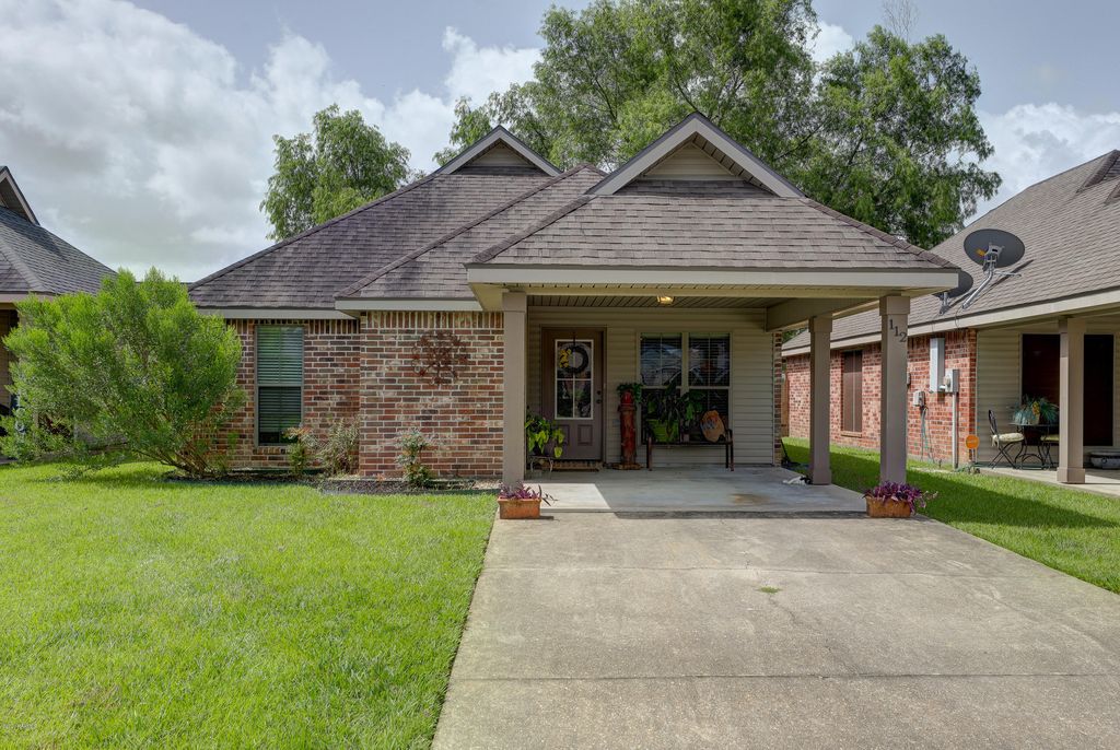 112 Brooke Valley, Lafayette, LA 70507 - See Est. Value, Schools & More