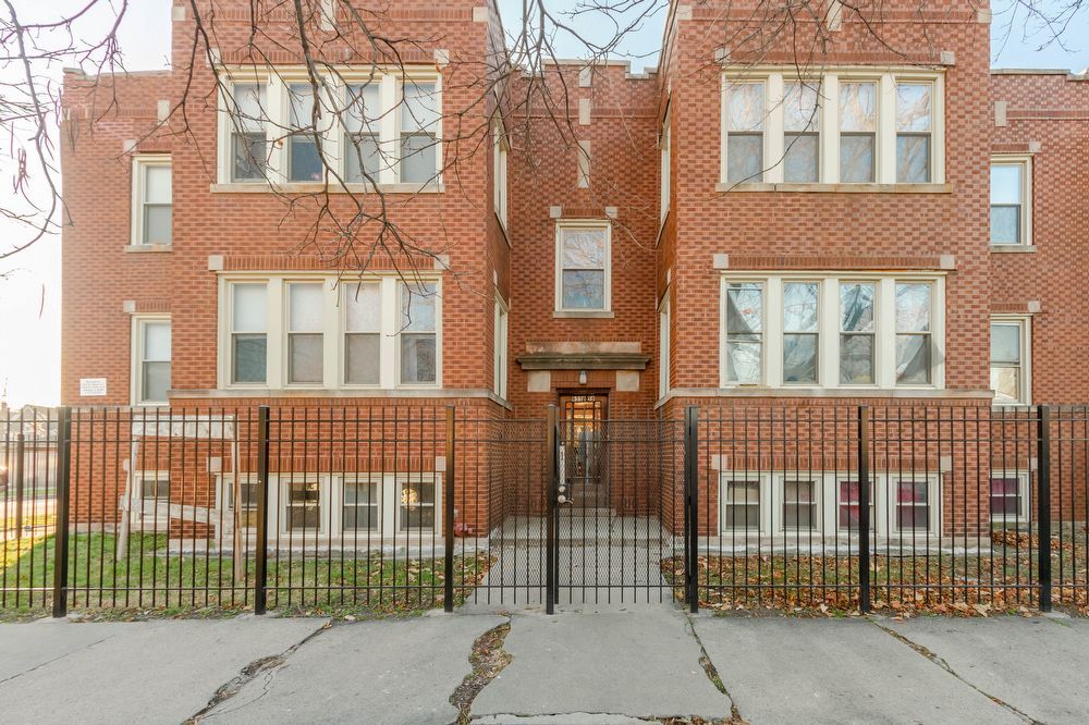 3006 W 64th St #1, Chicago, IL 60629 - See Est. Value, Schools & More