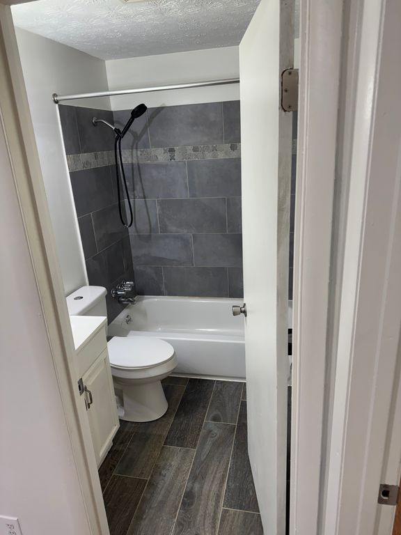 18 Rose Ln #5, Amelia, OH 45102 | Trulia