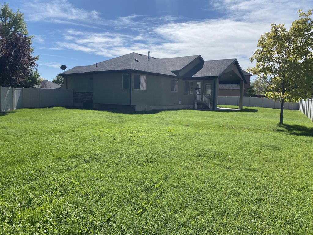 2747 S 1475th Cir W, Syracuse, UT 84075 | Trulia