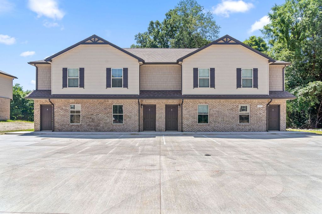 259 Smithson Ln #B, Clarksville, TN 37040 - See Est. Value, Schools & More