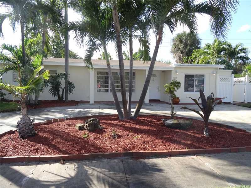1217 SW 4th Ter, Pompano Beach, FL 33060 - See Est. Value, Schools & More