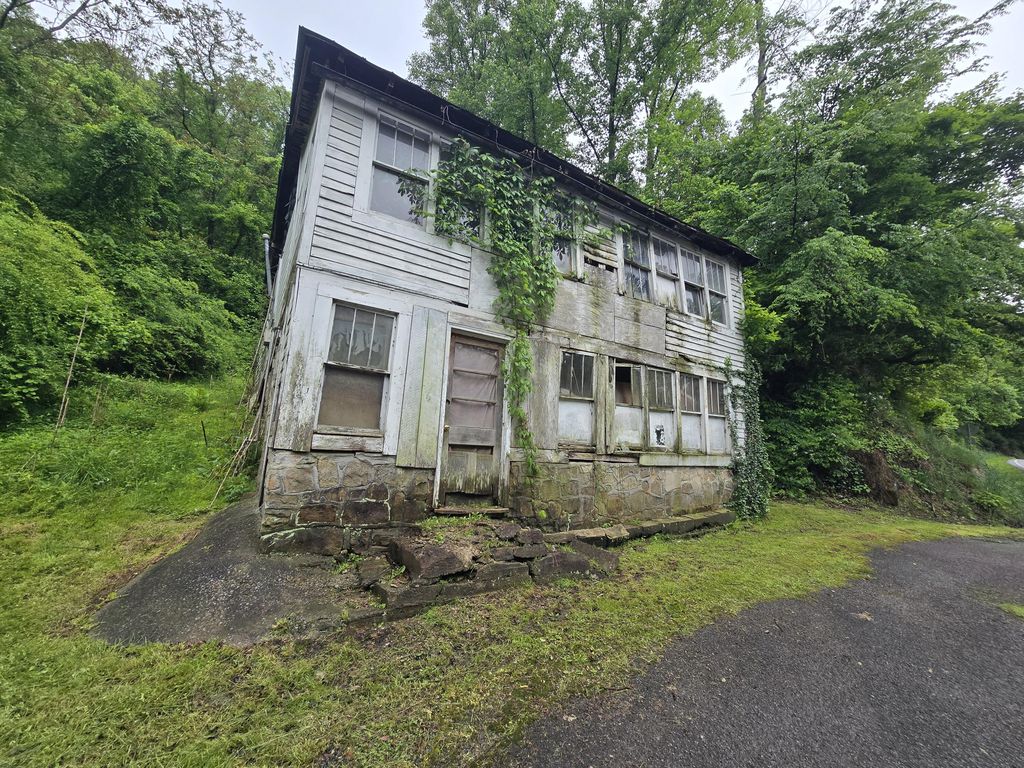 Ky 66/hendron Hl, Arjay, KY 40902 | MLS# 25009655 | Trulia