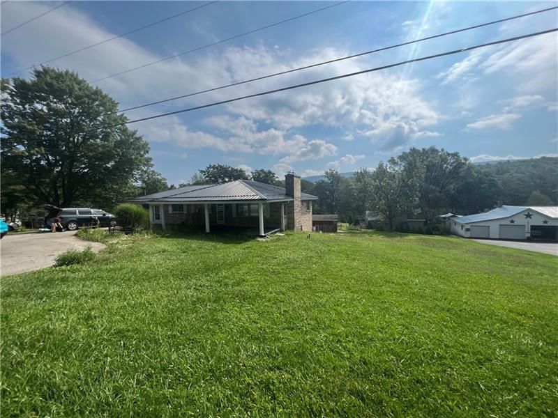 1718 Indian Creek Valley Rd, Champion, PA 15622 | Trulia