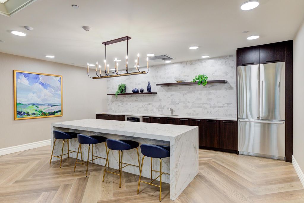 300 N Beaudry Ave #5122, Los Angeles, CA 90012 - See Est. Value ...