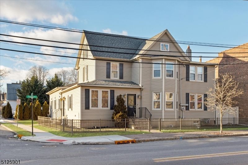 137 Franklin Ave, Nutley, NJ 07110 - See Est. Value, Schools & More