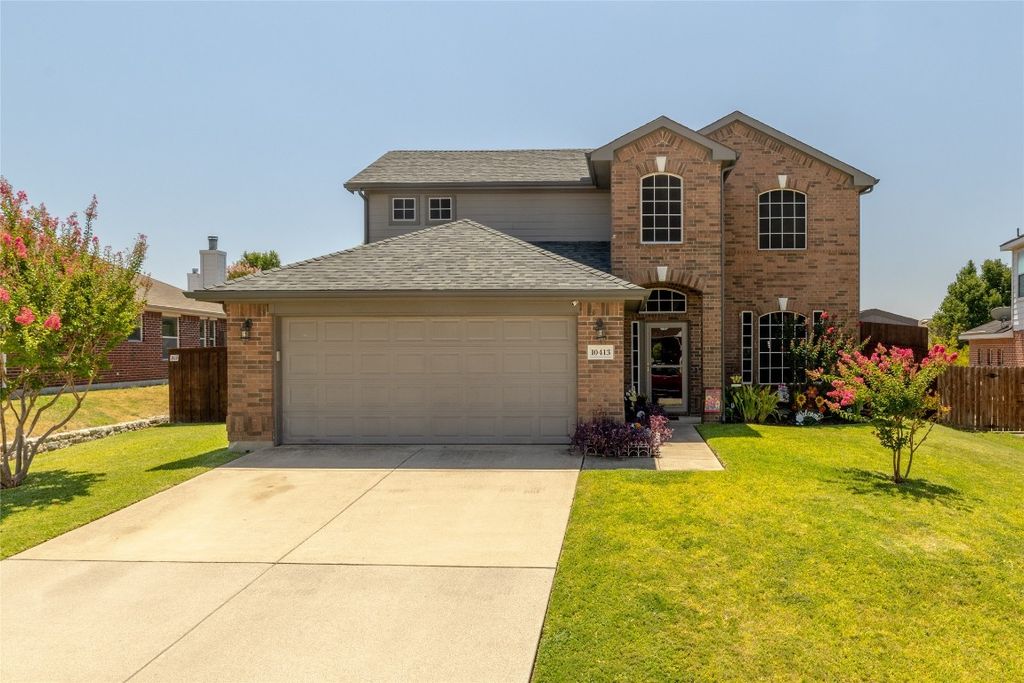 10413 Nelson Dr, Benbrook, TX 76126 - See Est. Value, Schools & More