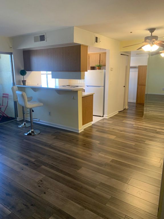 12123 W Bell Rd #216, Surprise, AZ 85374 | Trulia