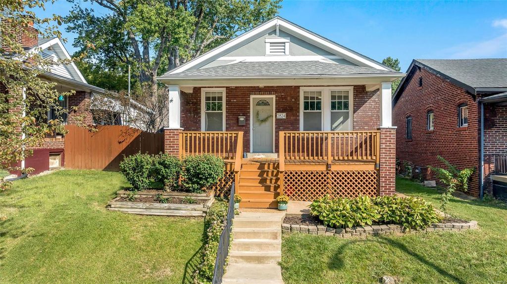 2824 Clifton Ave, Saint Louis, MO 63139 | Trulia