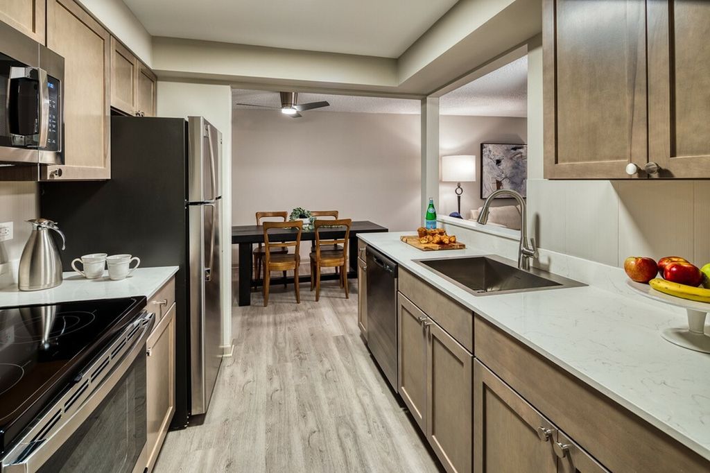 777 Royal Saint George Dr #1096-1096B, Naperville, IL 60563 | Trulia